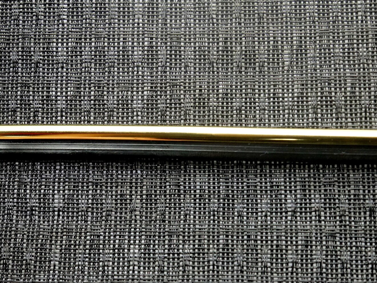 Friso para acabamento de Caixas Acúsitcas - Piping, Debrum